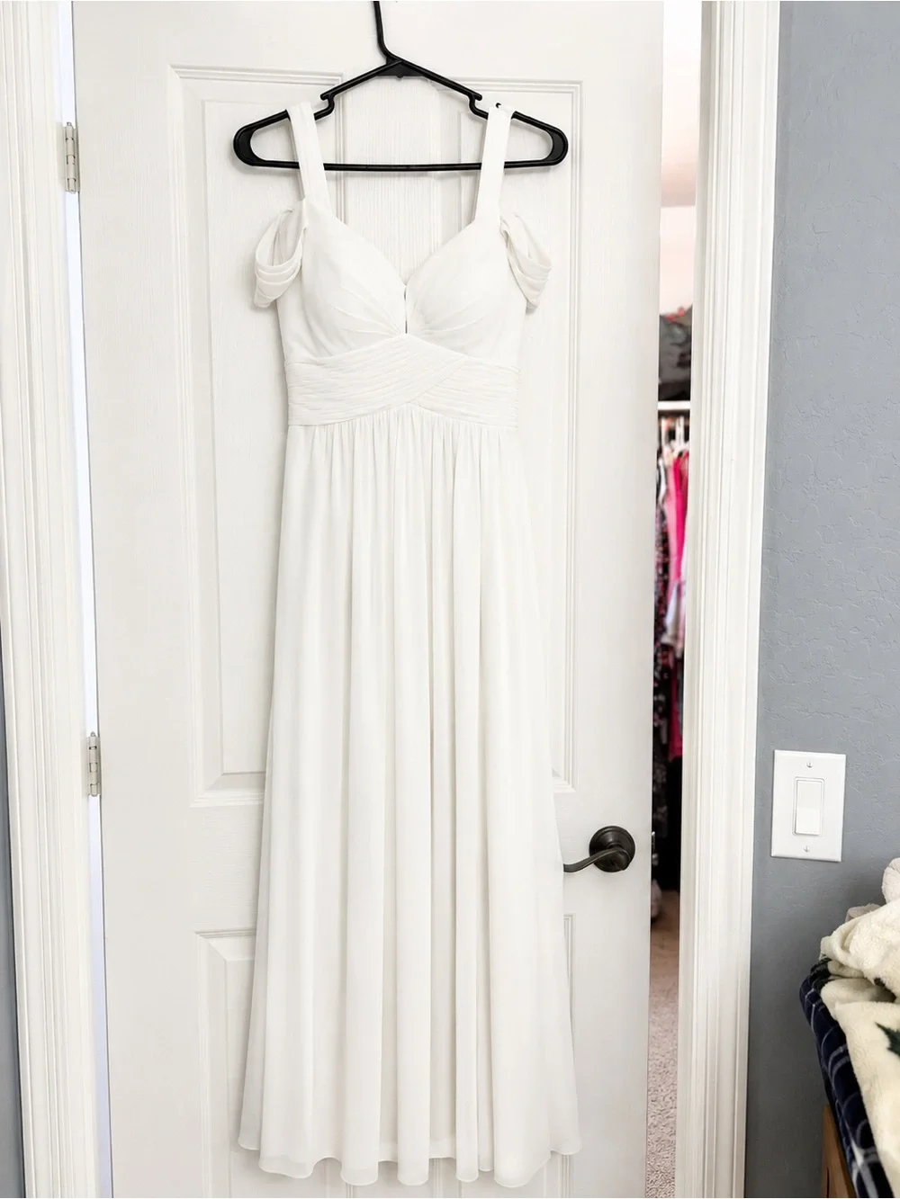 Lulus | Dresses | Lulus White Offshoulder Empire Waist Maxi Dress ...